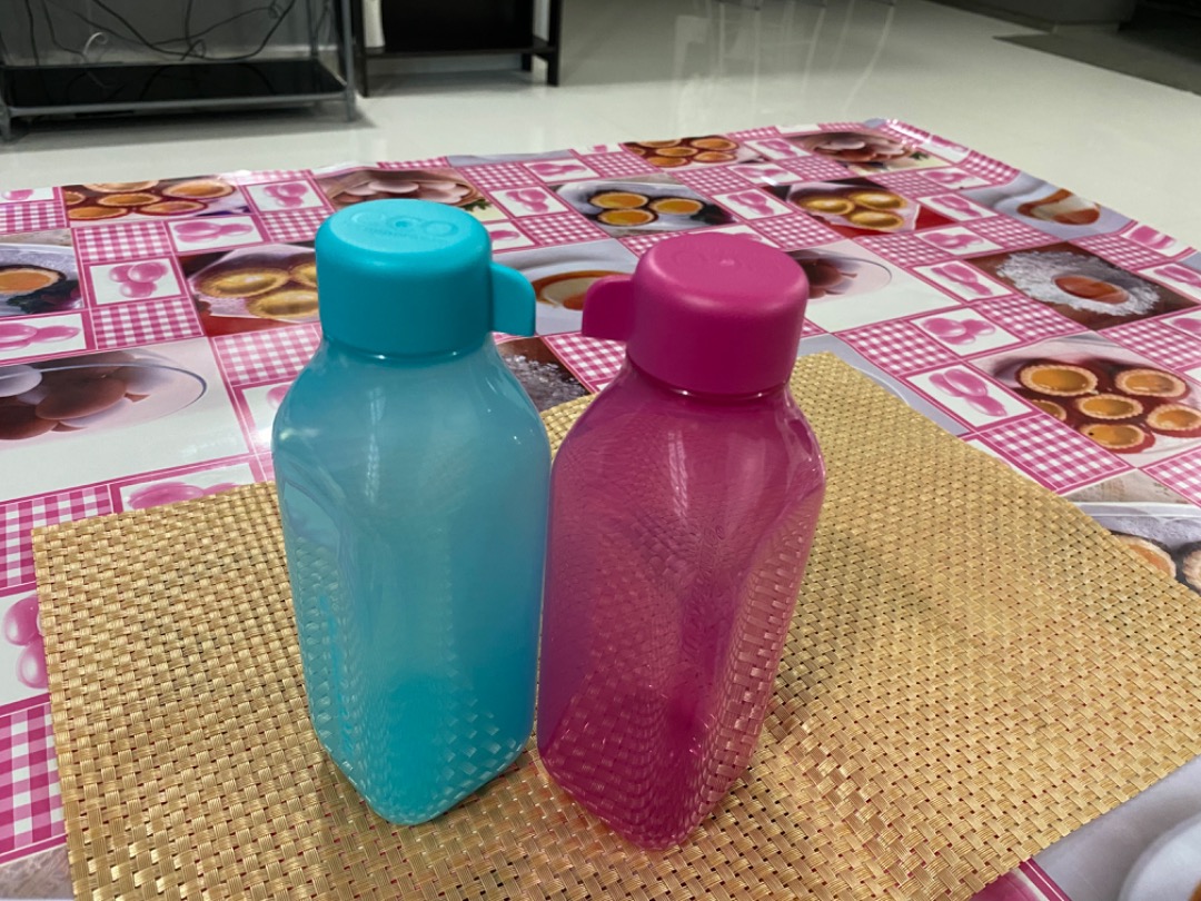 Tupperware 500ml bottles set of 2, Furniture & Home Living, Kitchenware ...