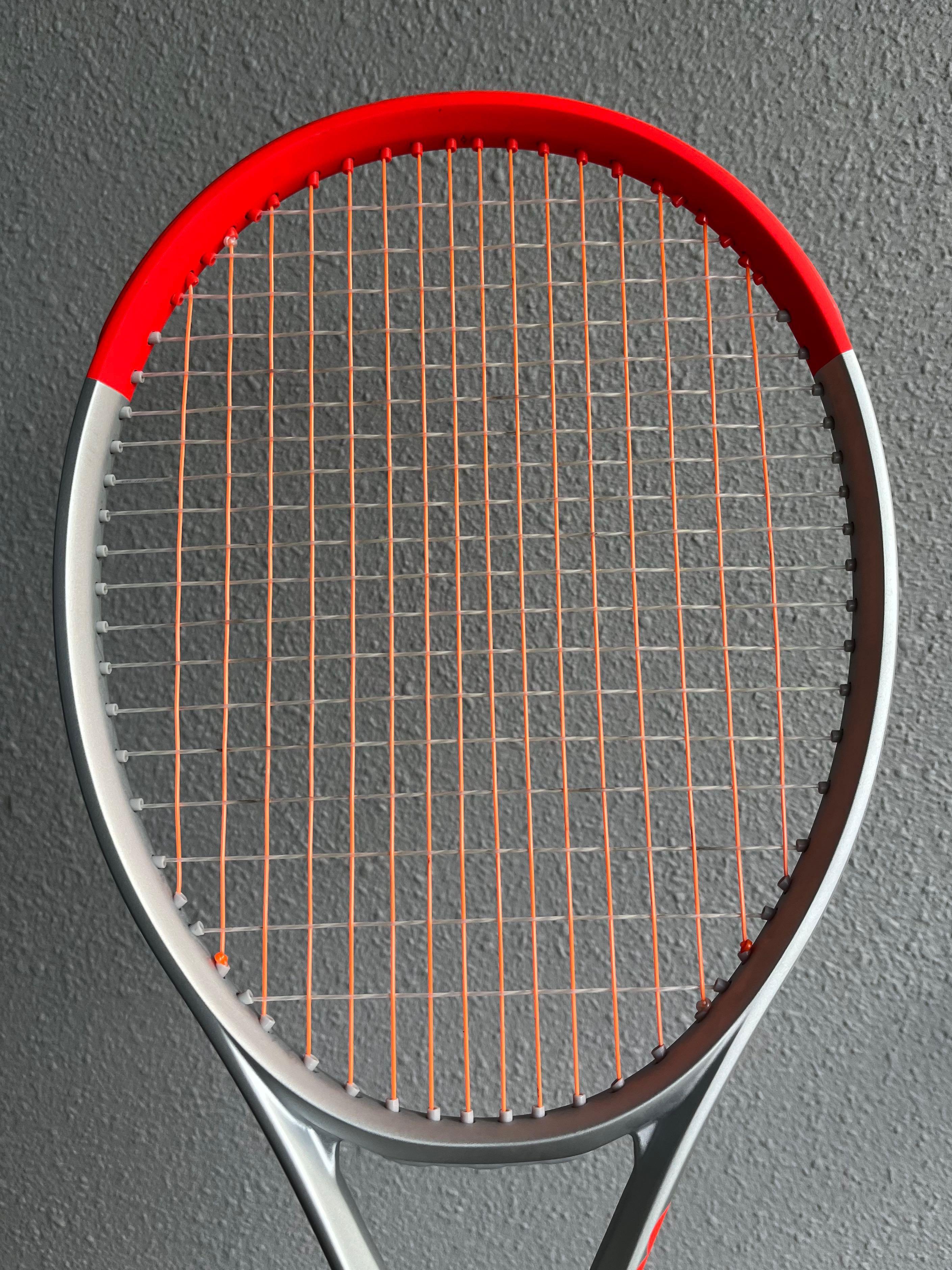 Wilson Clash 100 V1, Sports Equipment, Sports & Games, Racket & Ball ...