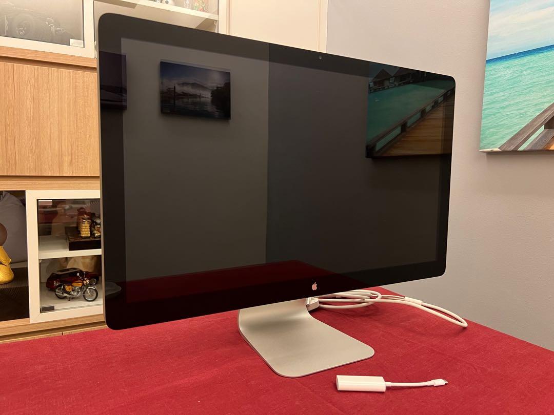 27” Apple Cinema Display w/ USB-C Adapter, Computers & Tech, Parts ...