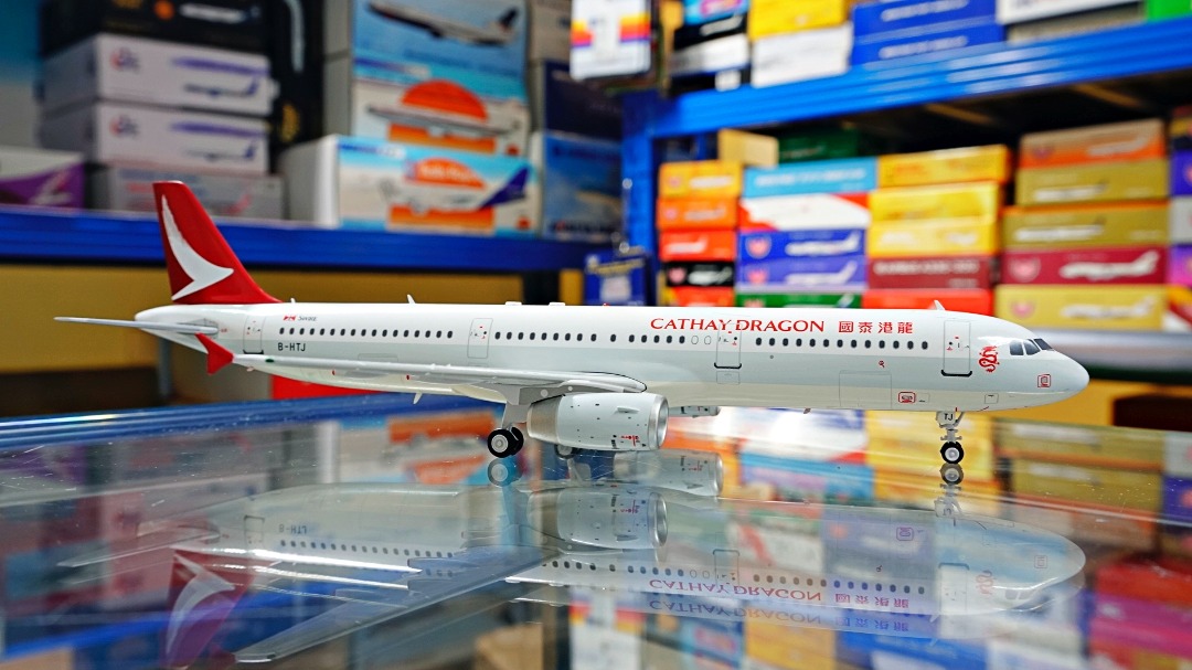 [現貨] Aviation WB2002 1/200 CX / CPA Airbus A321-231 B-HTJ, 興趣及遊戲, 玩具 ...
