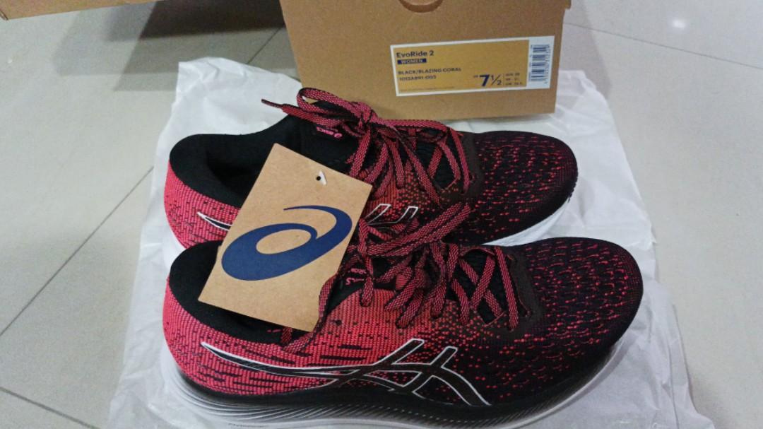 Asics Evo Ride 2 Women, Women's Fashion, Activewear on Carousell