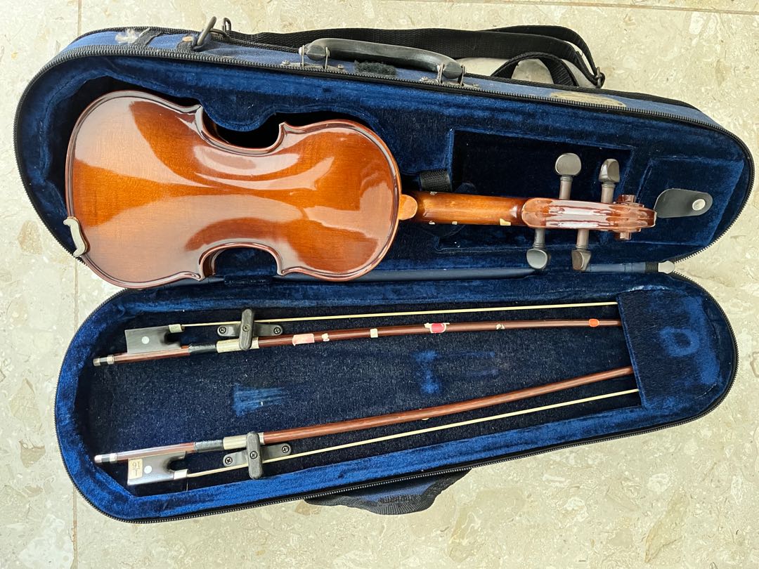 Baby violin synwin, Hobbies & Toys, Music & Media, Musical Instruments ...