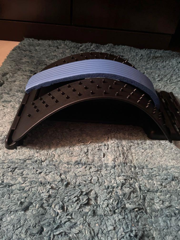 Back Cracking Alignment, Health & Nutrition, Massage Devices on Carousell
