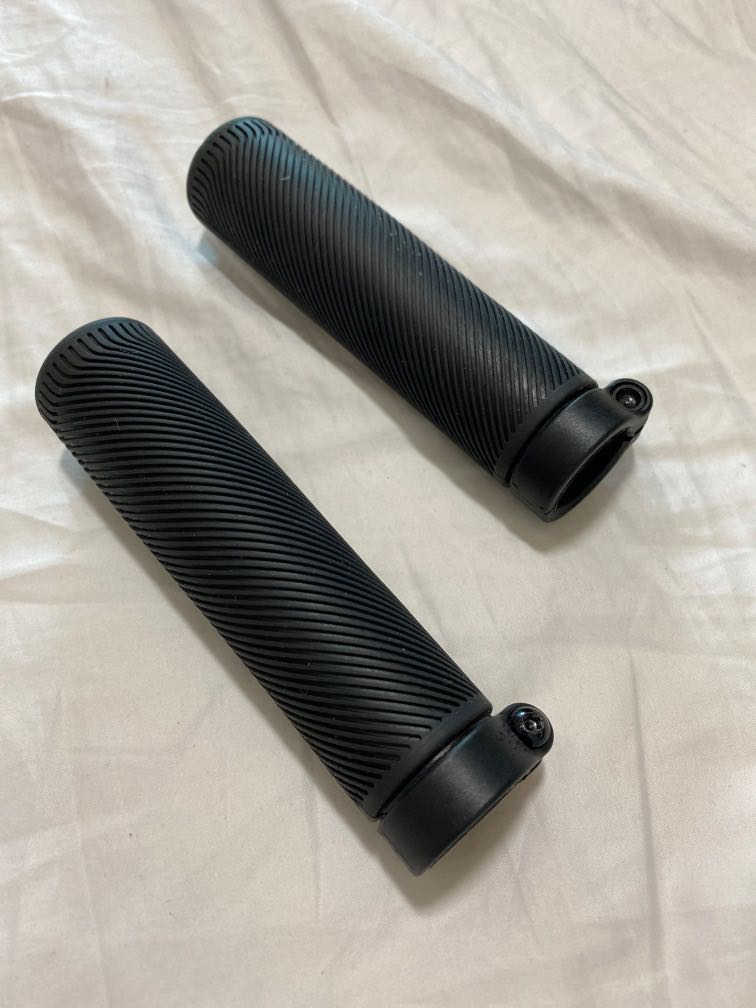 Brompton Original Stock Black Handle Grips, Sports Equipment, Bicycles ...