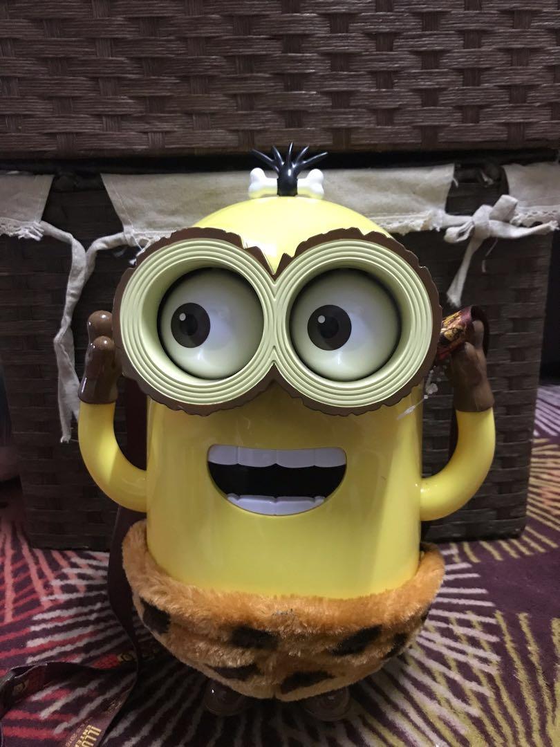 Bucket minion, Hobbies & Toys, Toys & Games on Carousell