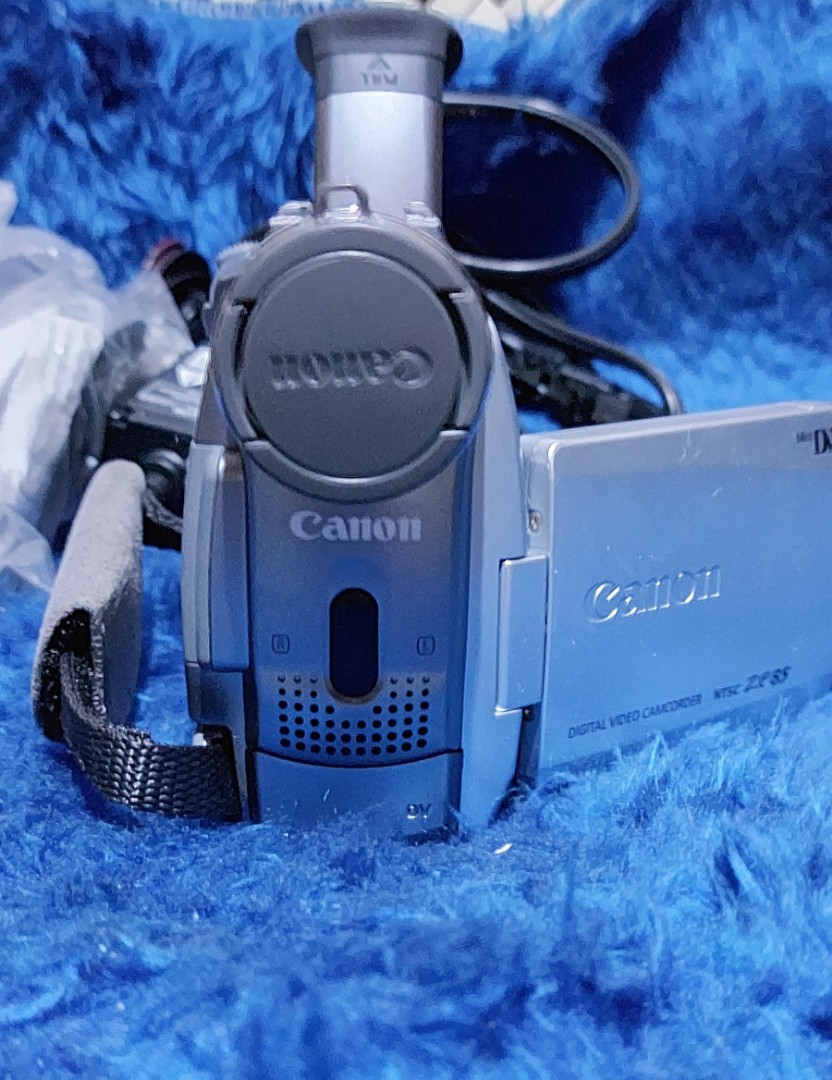 Canon Handy cam, Photography, Cameras on Carousell