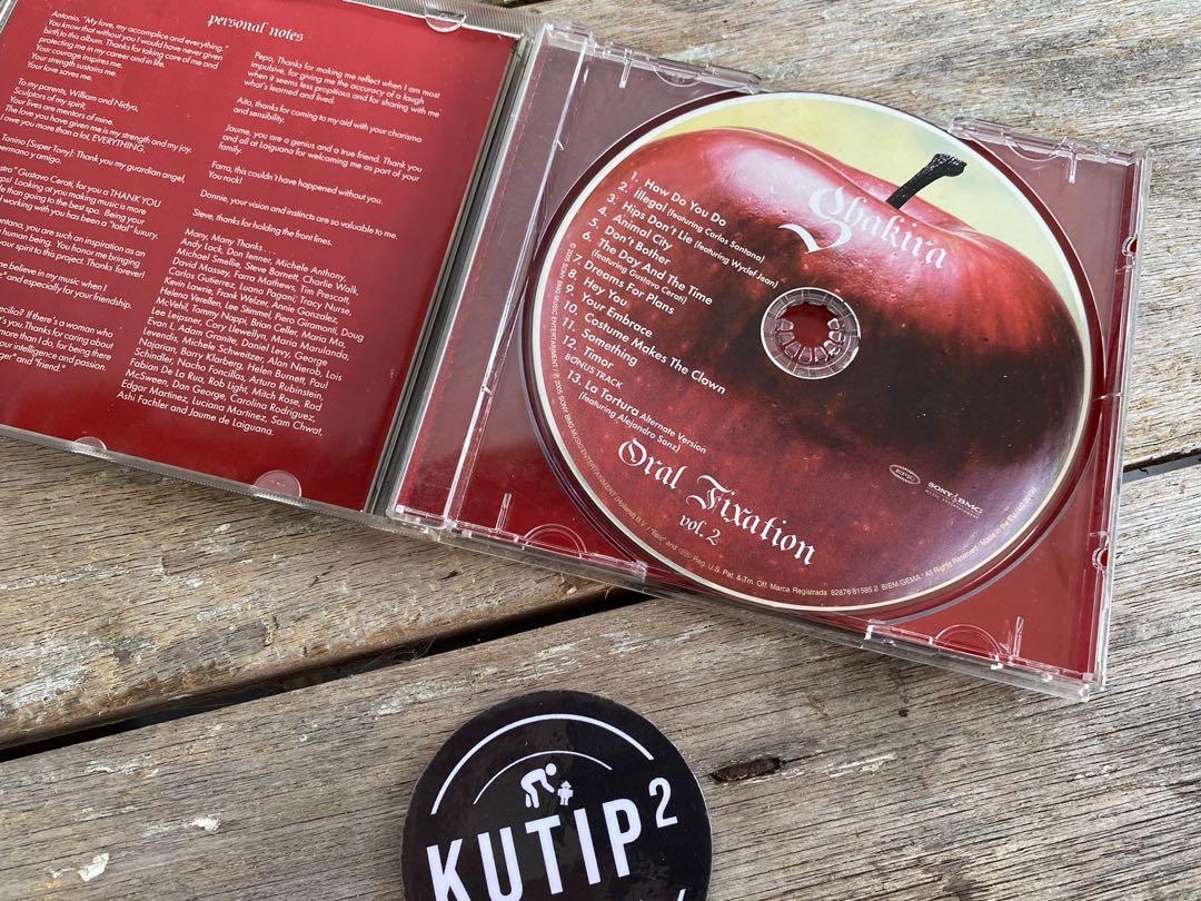 CD Shakira Oral Fixation Vol. 2, Hobbies & Toys, Music & Media, CDs ...