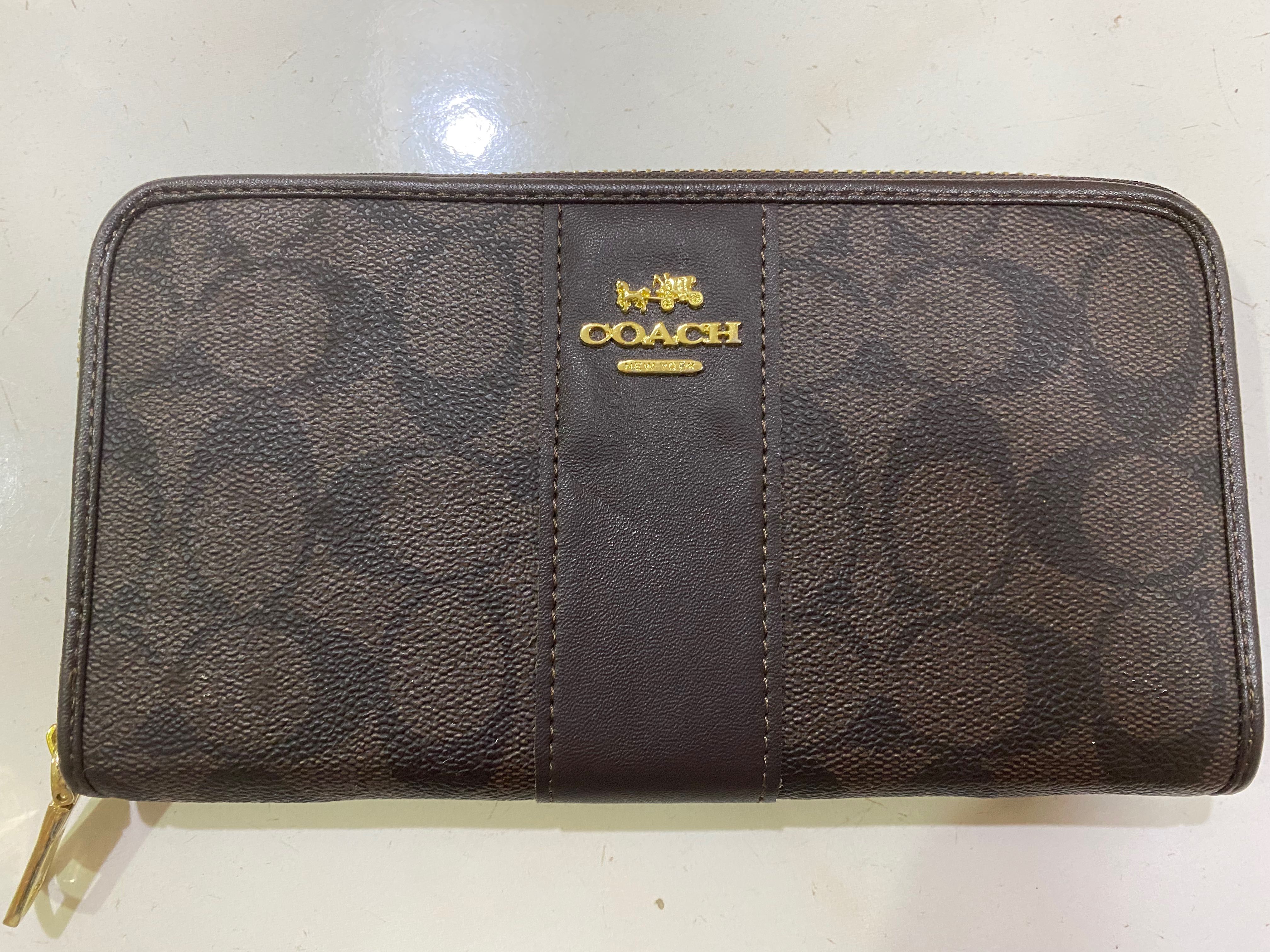 Coach Wallet, Women's Fashion, Bags & Wallets, Wallets & Card Holders ...