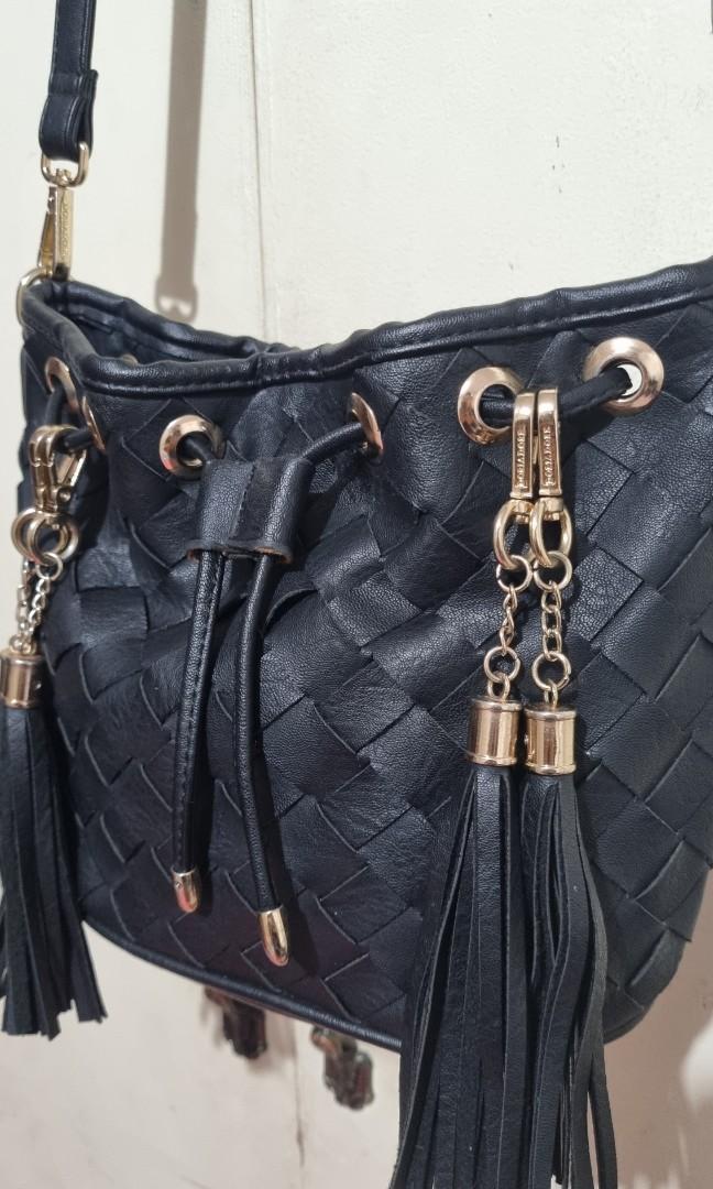 Doria Dore Bucket Bag (Banig Style), Women's Fashion, Bags & Wallets ...