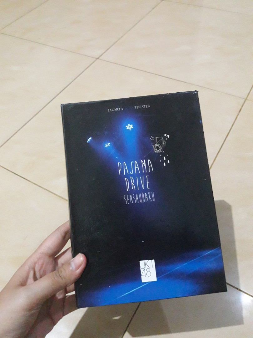 Dvd cd jkt 48 pajama drive senshuraku, Musik & Media, CD, DVD & Lainnya ...