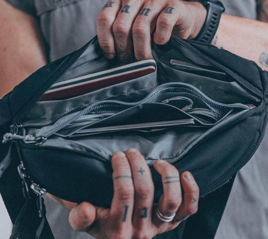 Evergoods Civic Access Sling 2L - CAS2L, Men's Fashion, Bags, Sling ...