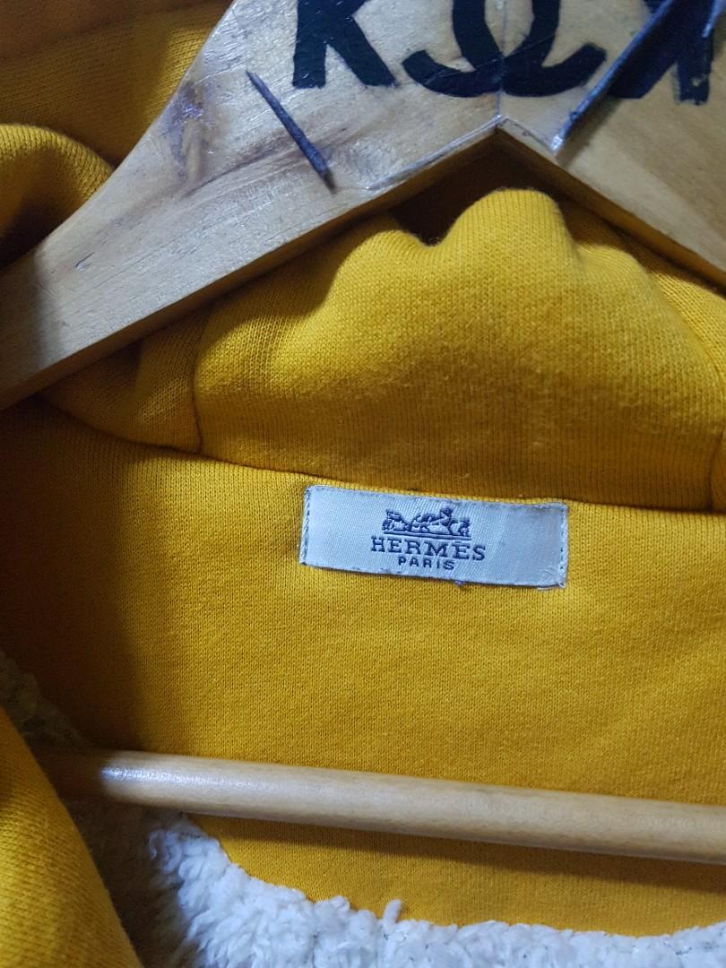 Hermes puff jacket, Luxury, Apparel on Carousell