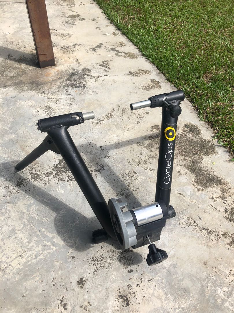 home trainer, Sports Equipment, Bicycles & Parts, Parts & Accessories on Carousell