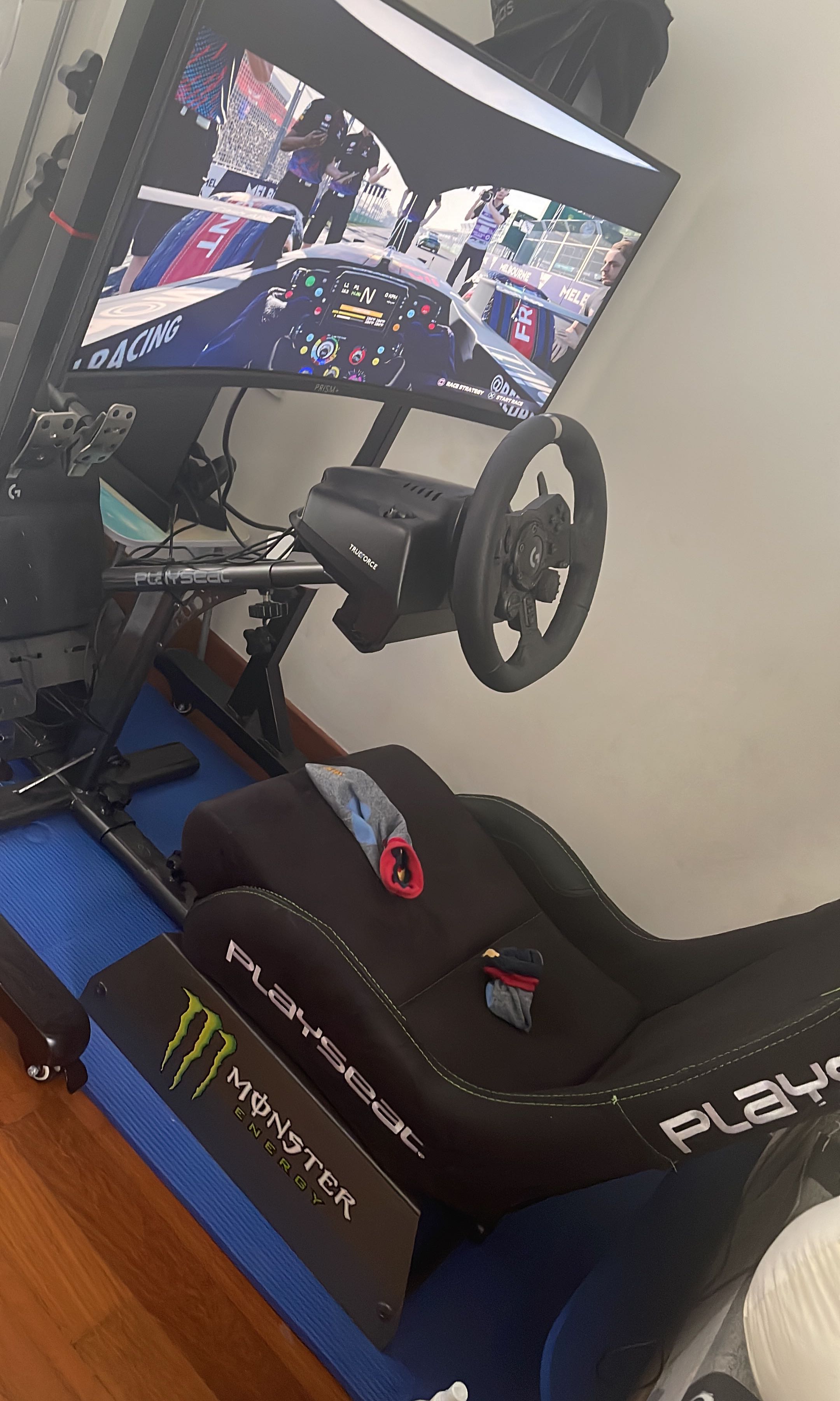 Logitech G923, Video Gaming, Gaming Accessories, Controllers on Carousell