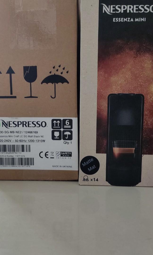 NESPRESSO COFFEE MACHINE C30-SG-MB-NE2, TV & Home Appliances, Kitchen ...