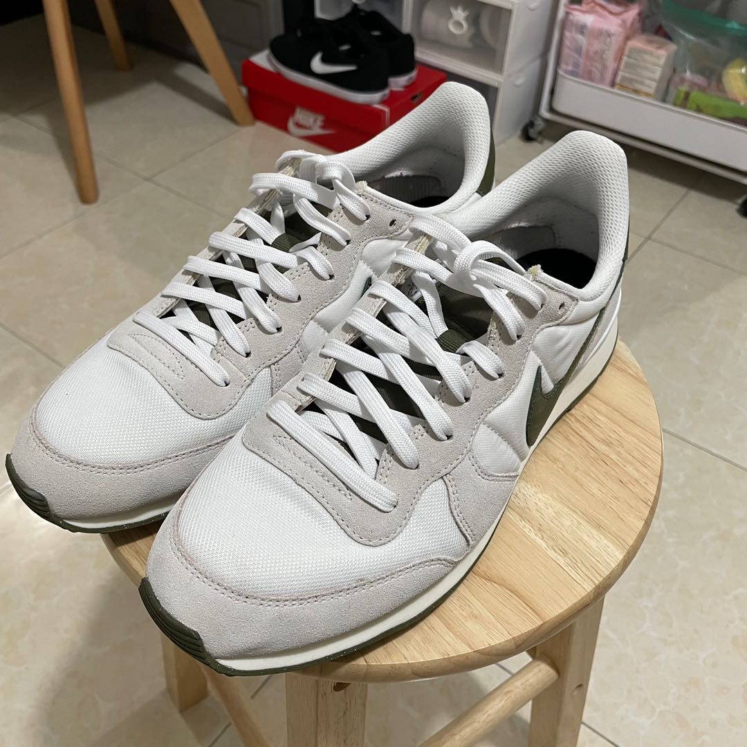 Nike Internationalist, Men's Fashion, Footwear, Sneakers on Carousell