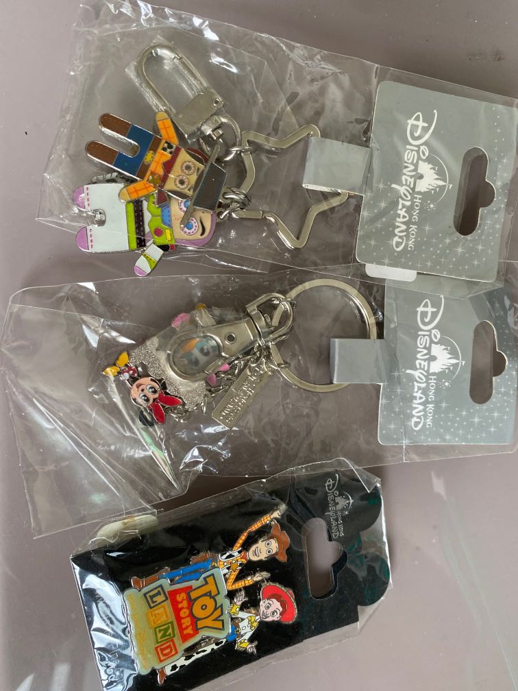 Official Disney Merchandise, Hobbies & Toys, Memorabilia & Collectibles ...