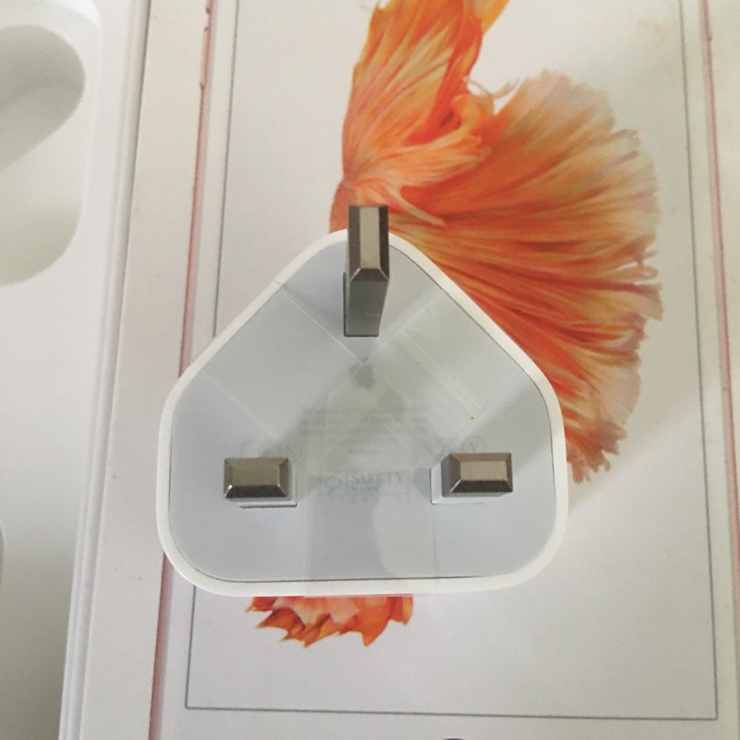 Original Apple Plug 3pin, Mobile Phones & Gadgets, Mobile & Gadget ...