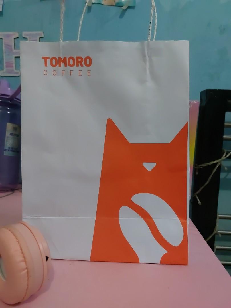 Paper bag tomoro coffee, Toys & Collectibles, Lainnya di Carousell