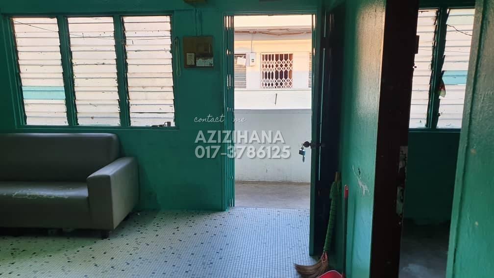 PARTIALLY FURNISHED Selangor Mansion Flat Jalan Masjid India, Kuala ...