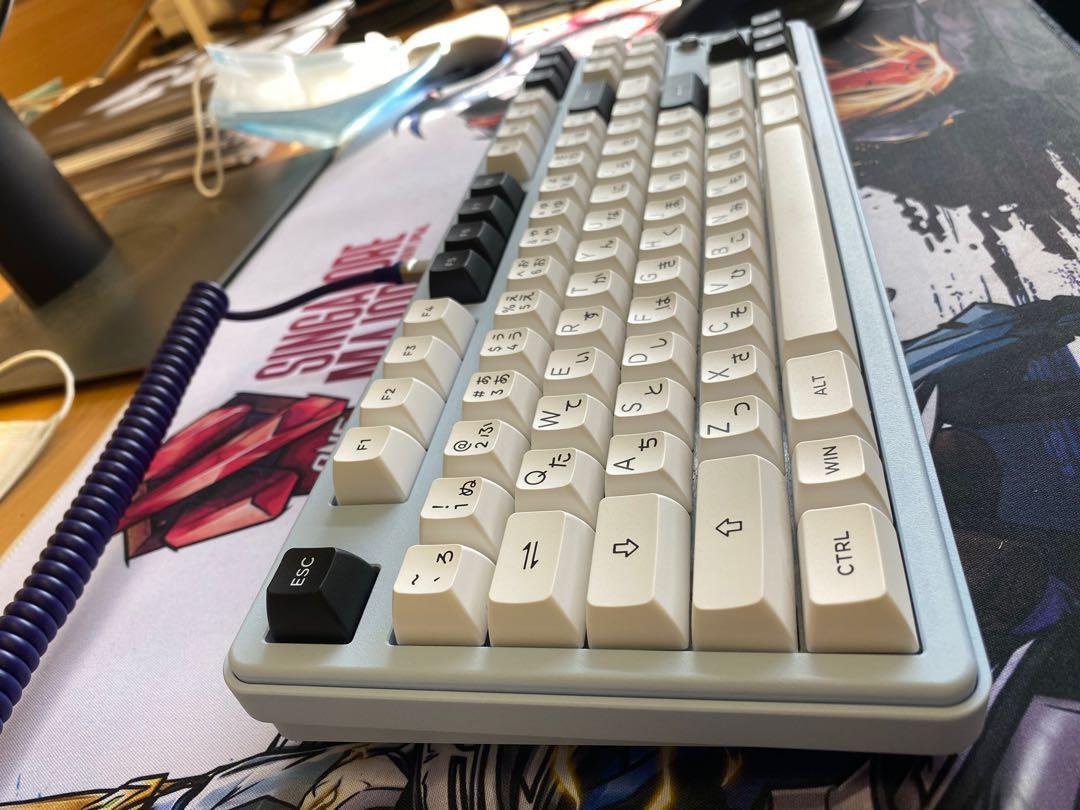 Customized mechanical keyboard Percent studio Skog Reboot Bluetooth ...