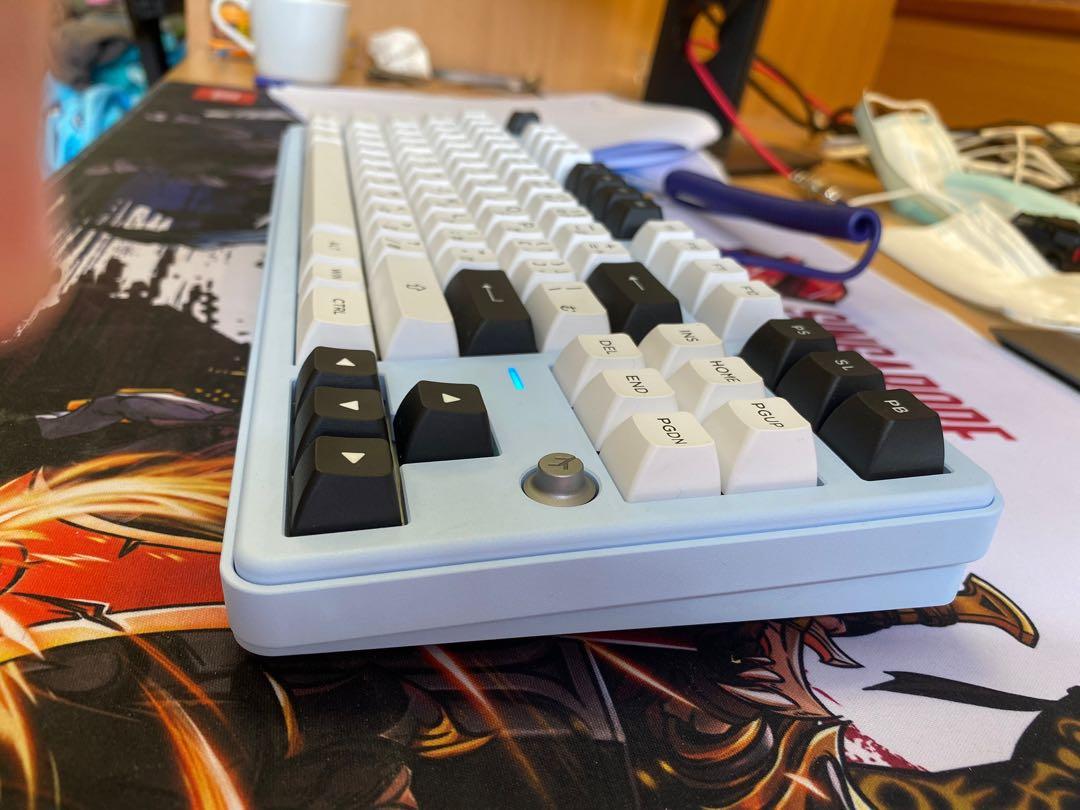 Customized mechanical keyboard Percent studio Skog Reboot Bluetooth ...