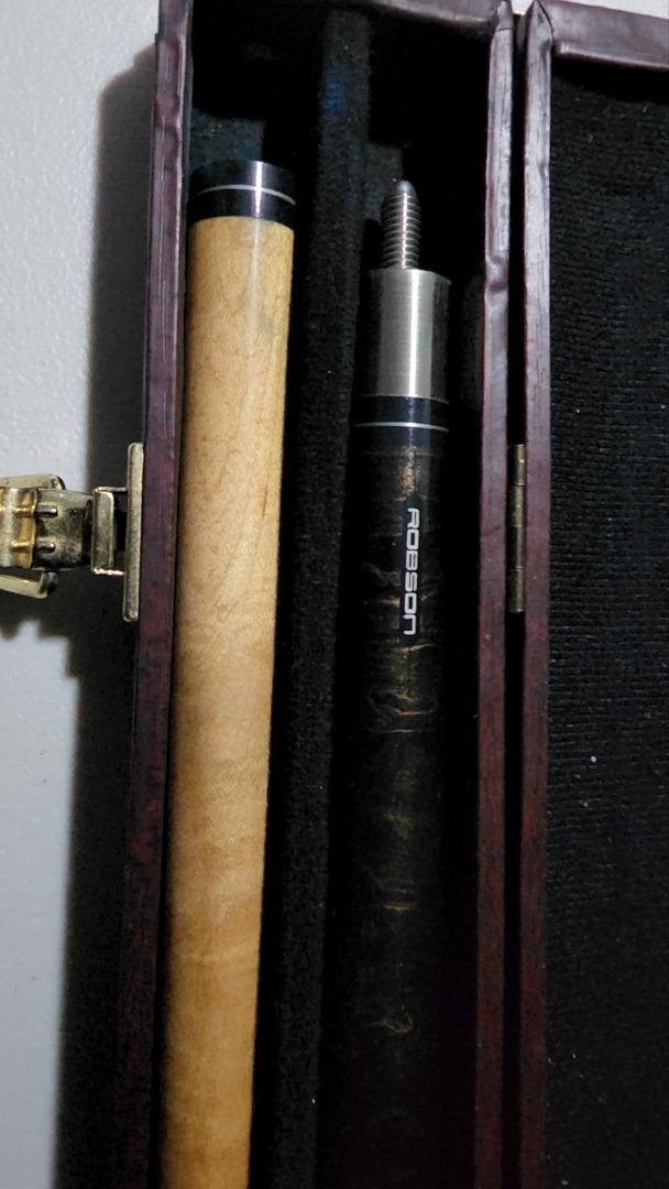 Robson Cue Stick (with Hard Bag), Sports Equipment, Sports & Games ...