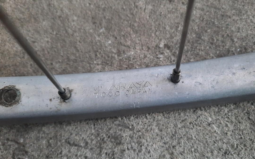 Sansin/Araya 700c Wheelset, Sports Equipment, Bicycles & Parts ...