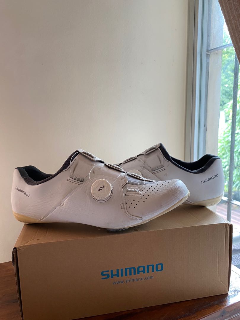 Shimano RC3 Cleats Shoes (roadbike shoes), Men's Fashion, Footwear ...