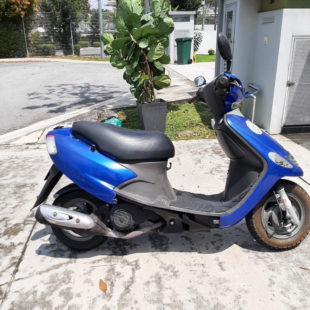 Suzuki scooter vr 125, Motorbikes on Carousell