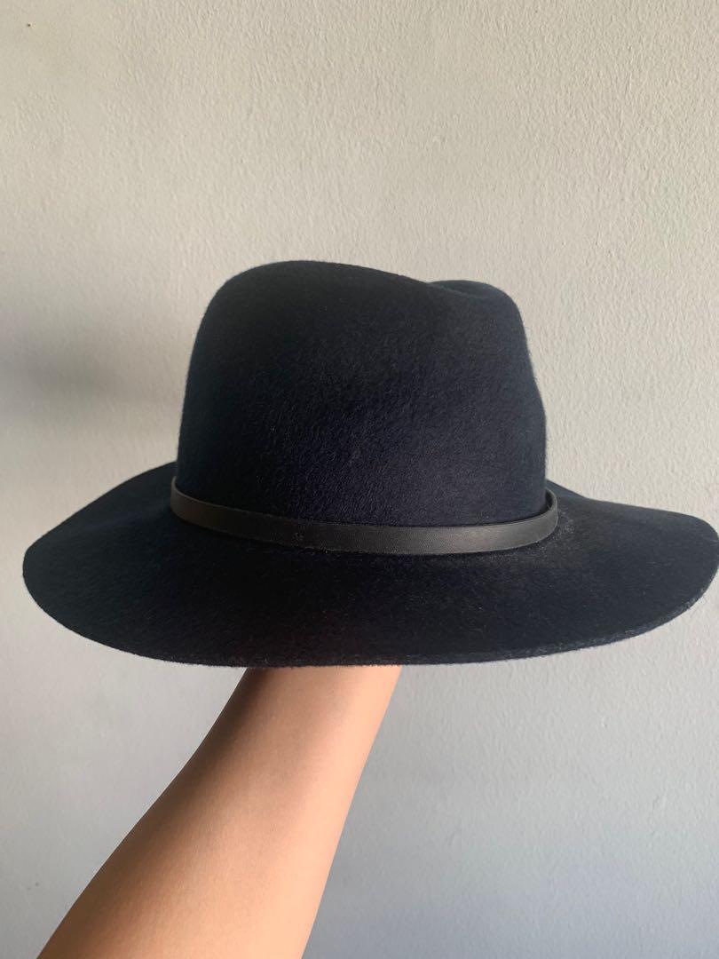 Topman Unisex Black Wide Rim Hat, Women's Fashion, Watches ...