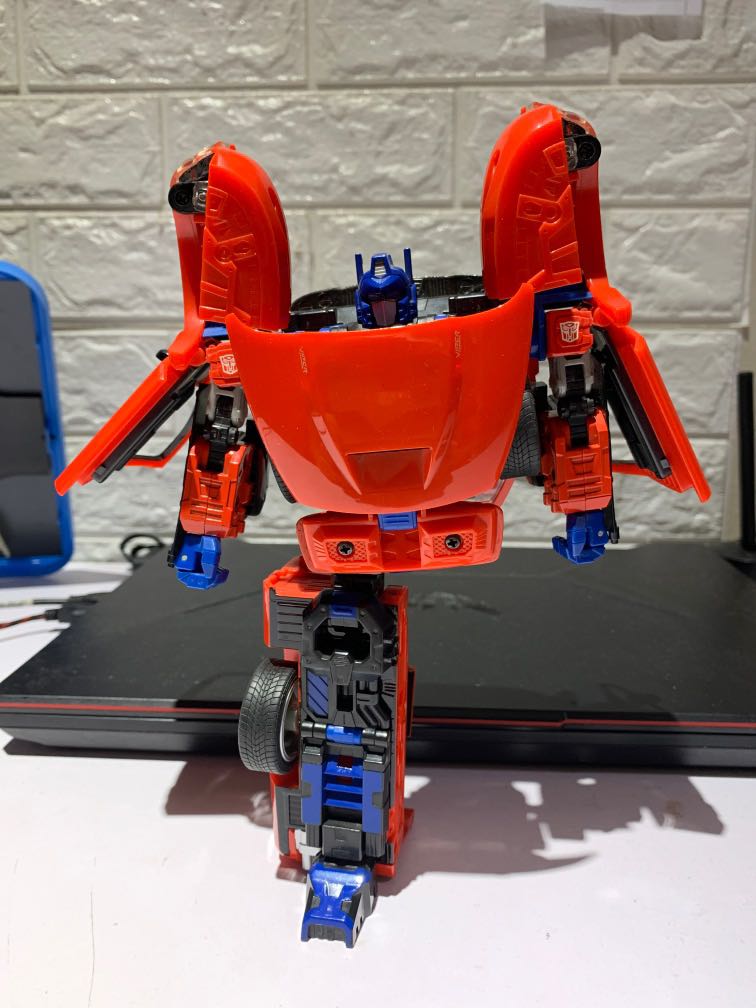 Transformers Alternators Optimus Prime (Pls read desc first), Hobbies ...