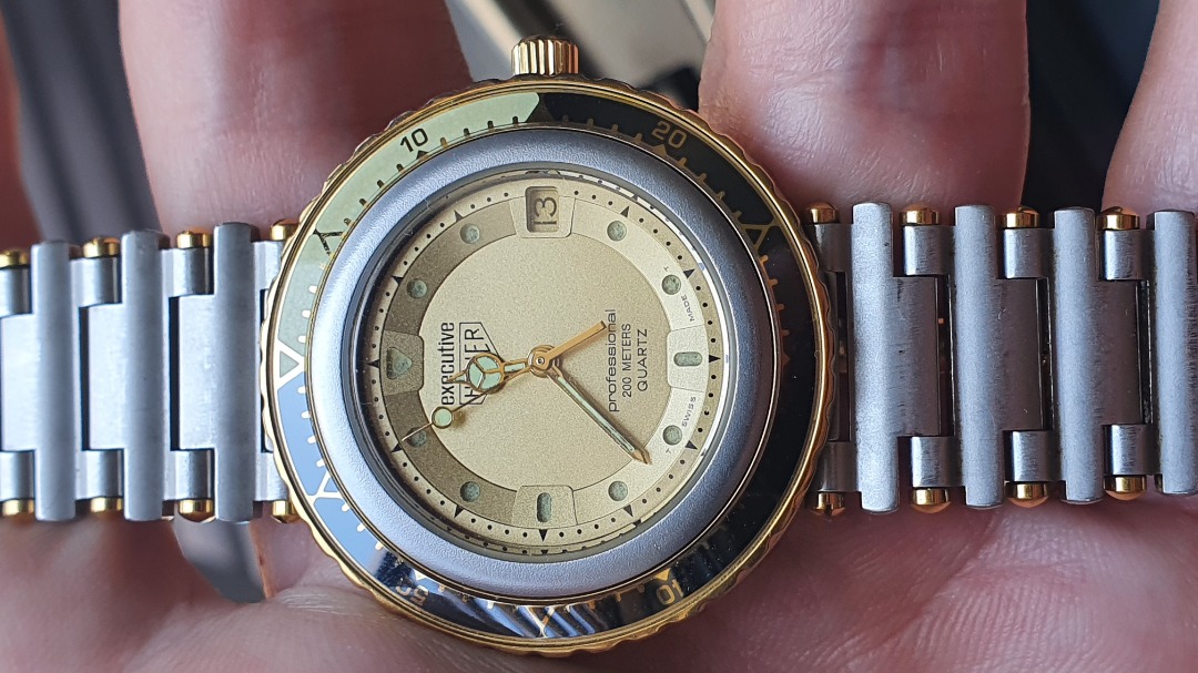 Vintage Tag Heuer Executive, Luxury, Watches on Carousell