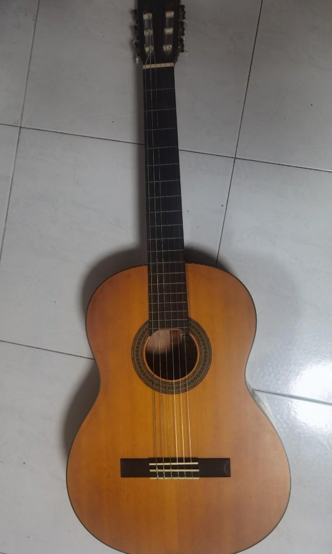Walden Natura Classical Guitar (model N550), Hobbies & Toys, Music ...