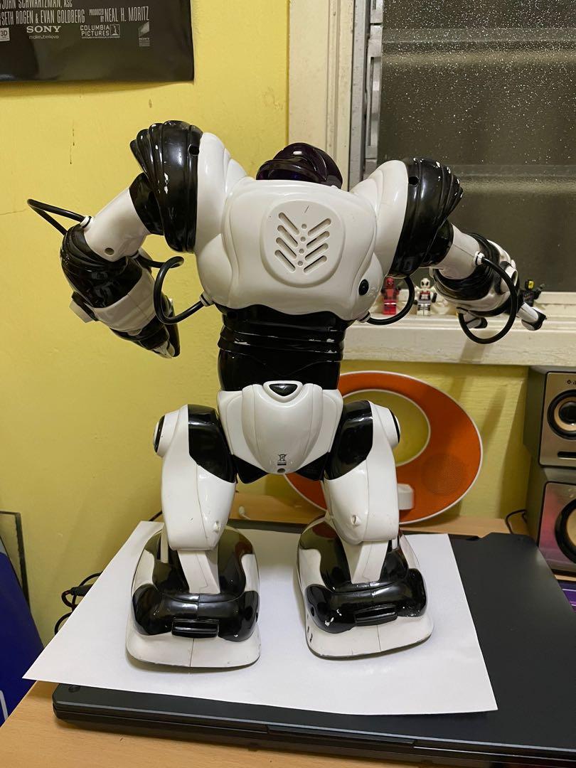 WowWee Robosapien 14 inci fully function (with remote), Hobbies & Toys ...