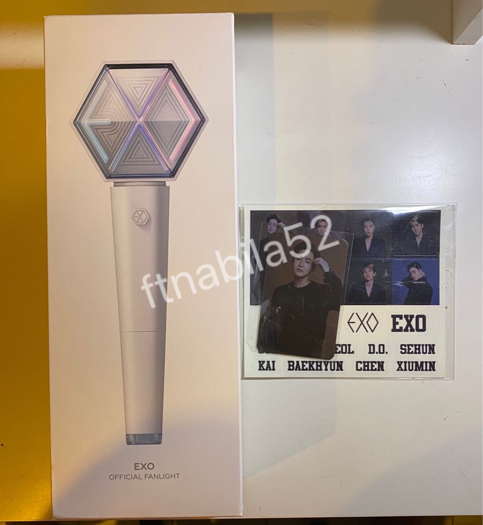 WTS EXO LIGHTSTICK VER 3, Hobbies & Toys, Collectibles & Memorabilia, K ...