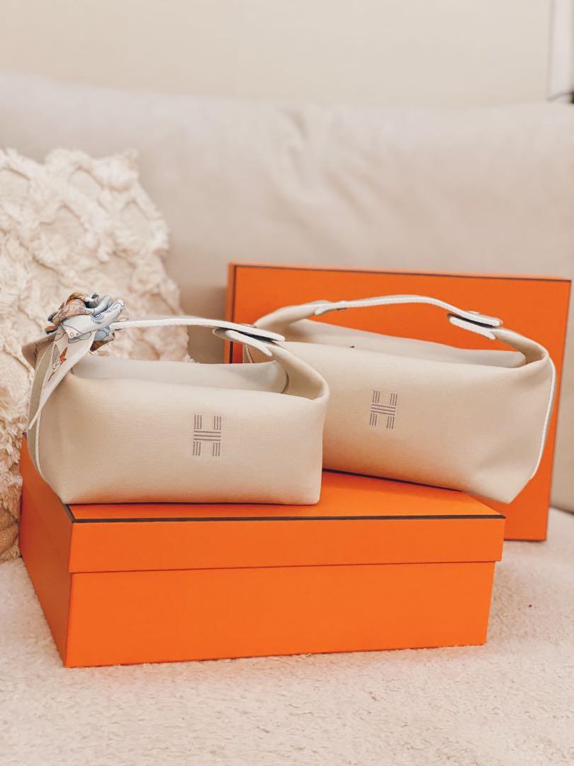 現貨 Hermes bride a brac 奶昔白 飯袋包 飯盒包 GM/PM size, 名牌, 手袋及銀包 on Carousell