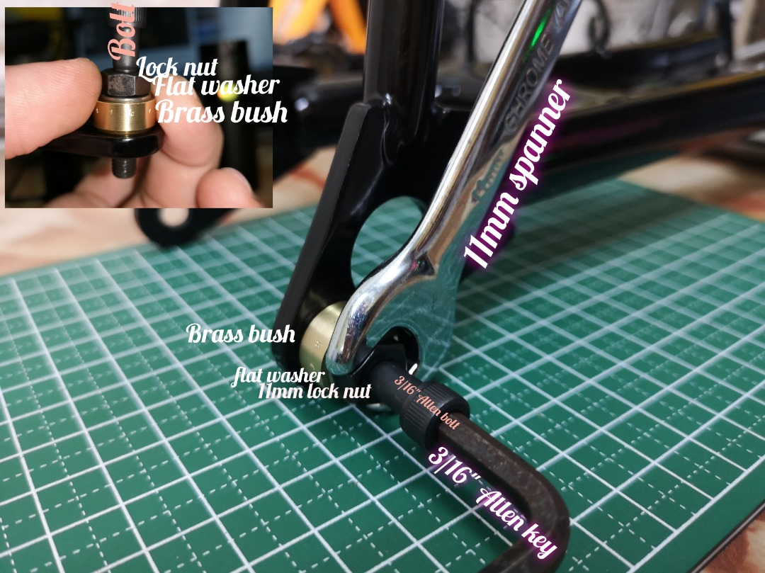 Brompton rear triangle spindle hinge removal special tools, Sports ...