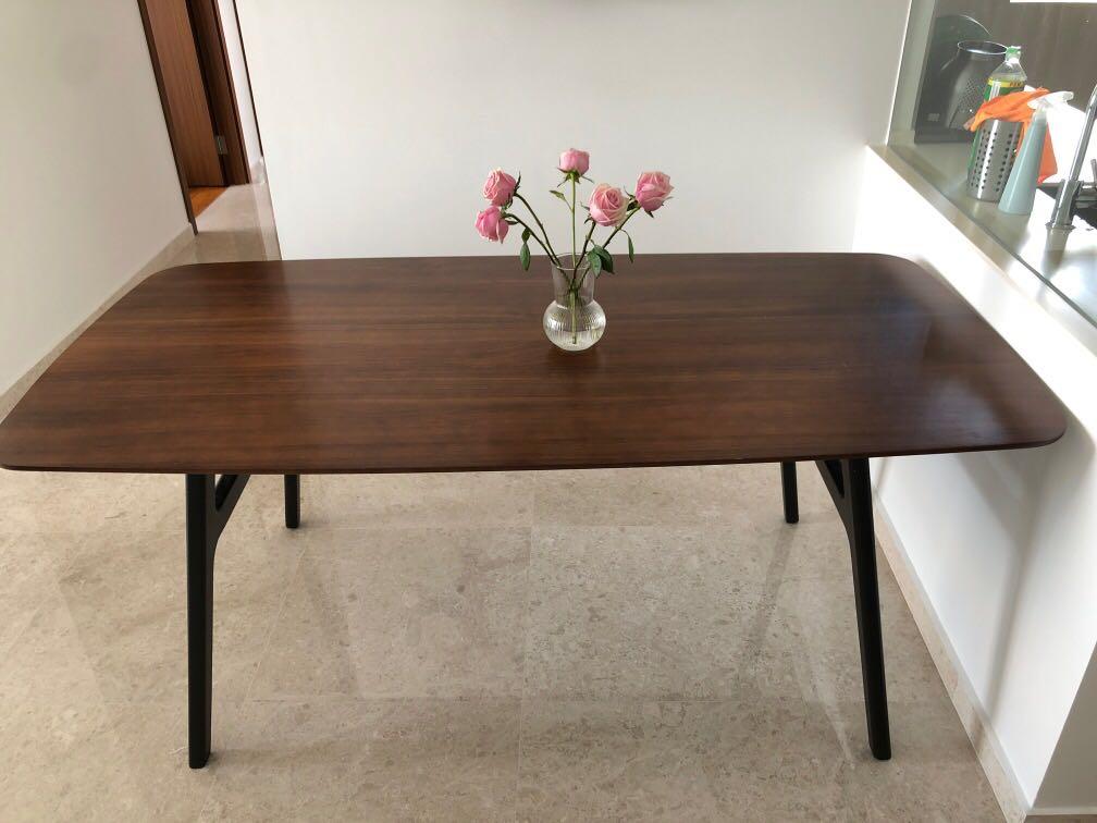 Castlery Dining Table, Furniture & Home Living, Furniture, Tables ...