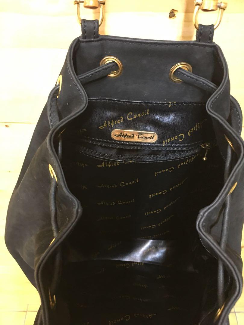 日本CENCIL後背包, 她的時尚, 包包與錢包, 背包在旋轉拍賣