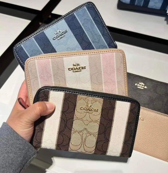 Coach Wallet, Luxury, Bags & Wallets on Carousell