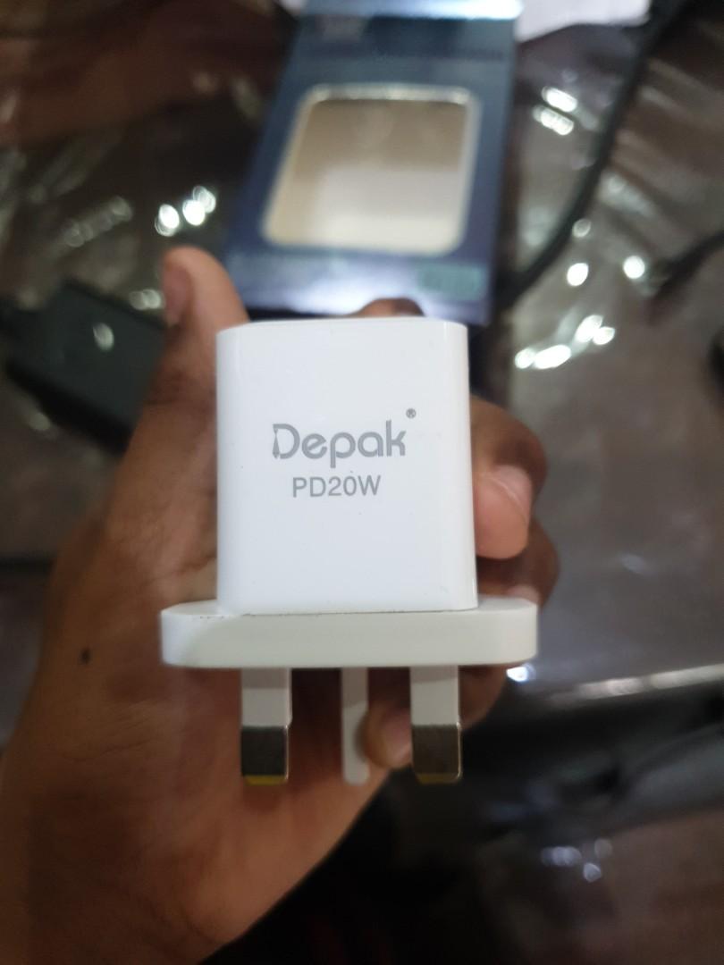 depak pd20w fast charger, Mobile Phones & Gadgets, Mobile & Gadget ...