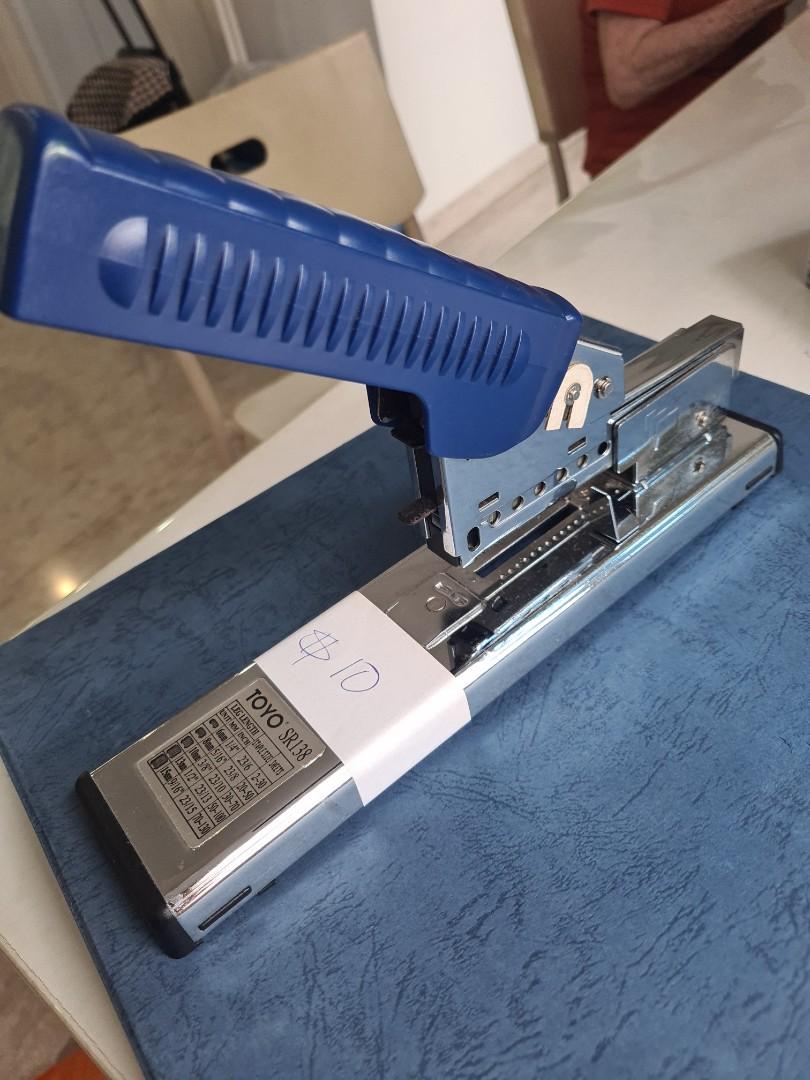 Heavy duty Toyo stapler, Hobbies & Toys, Stationery & Craft, Stationery ...