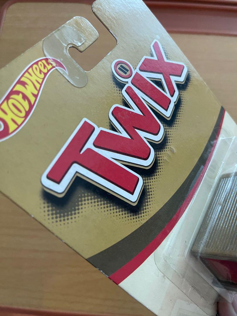 Hotwheels Twix, Toys & Collectibles, Mainan di Carousell