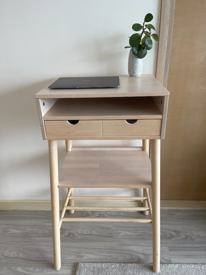 IKEA Knotten Standing Desk, 傢俬＆家居, 傢俬, 桌子 - Carousell