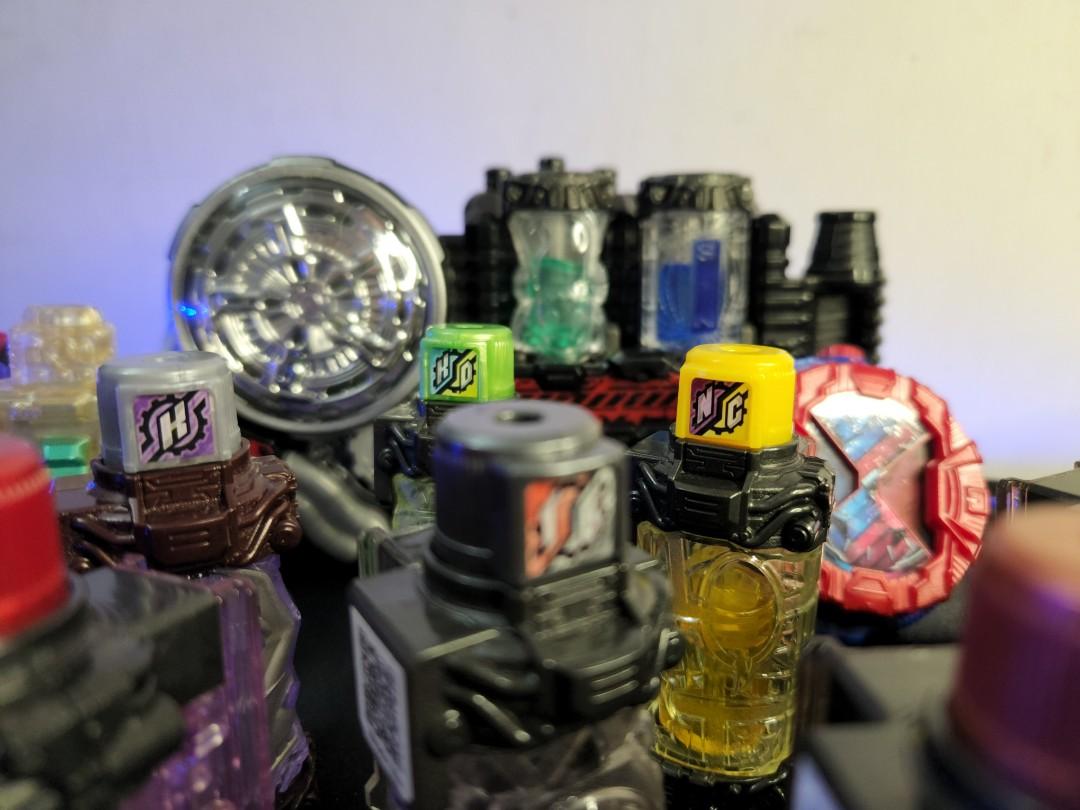 Kamen Rider Build Full Bottles DX and SG, Hobbies & Toys, Toys & Games ...