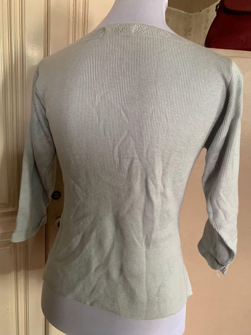 Light Grey Top, Women's Fashion, Tops, Blouses on Carousell