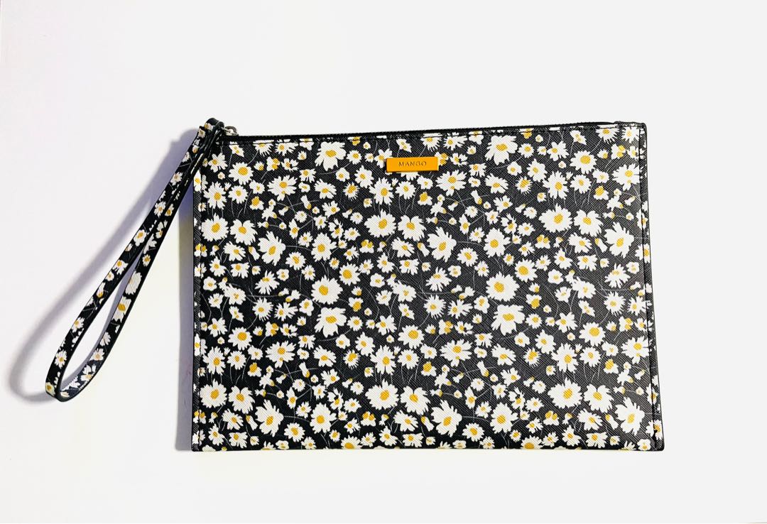 Mango pouch, Women's Fashion, Bags & Wallets, Purses & Pouches on Carousell
