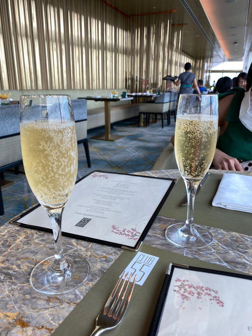 MBS Paiza Collection - Club / Suites - w access to Sky Residence level ...