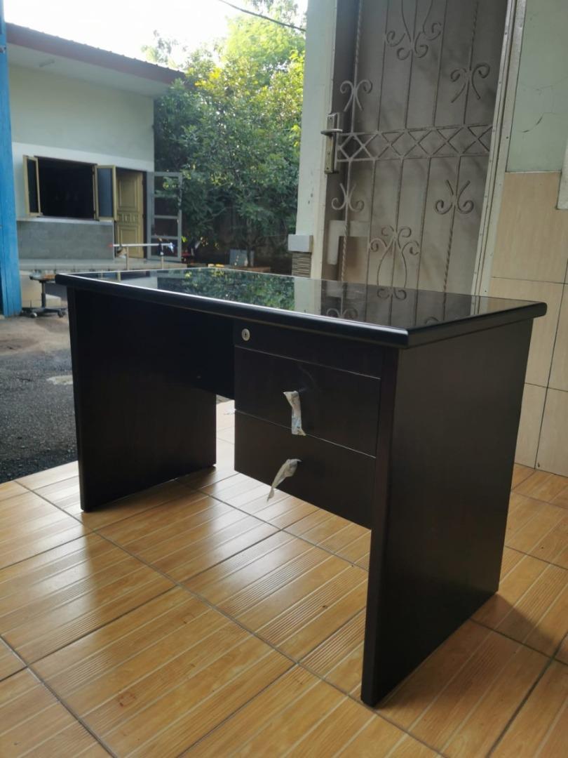 Meja Kerja Meja Staff Horse Metal Meja Tulis Meja Komputer Meja Belajar ...